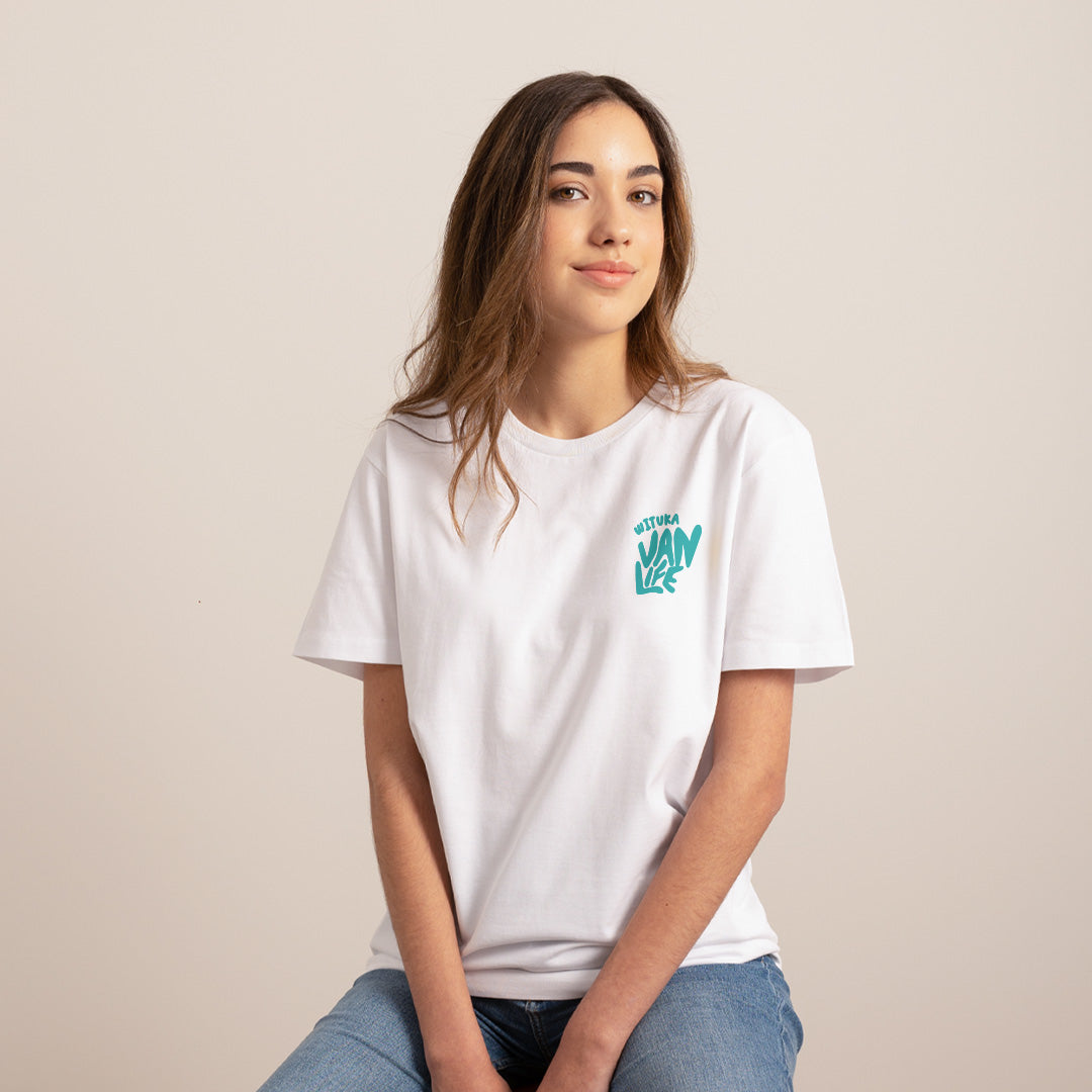 Blue Van Life – Wituka